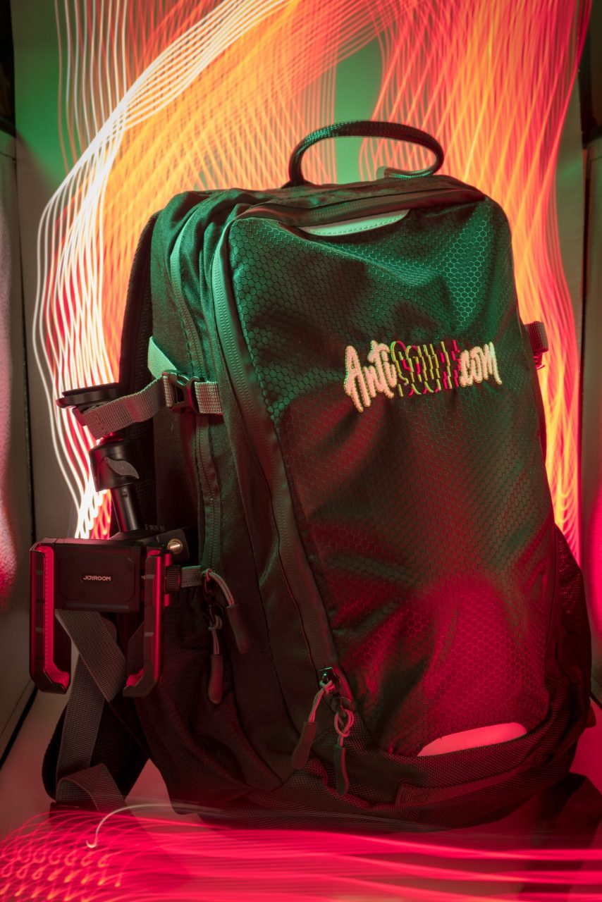 IRL Backpack for Streamers - All-in-one. Powered by BELABOX