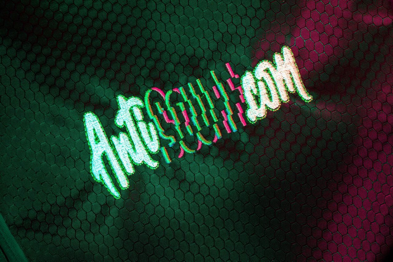 IRL Backpack for Streamers - All-in-one. Powered by BELABOX